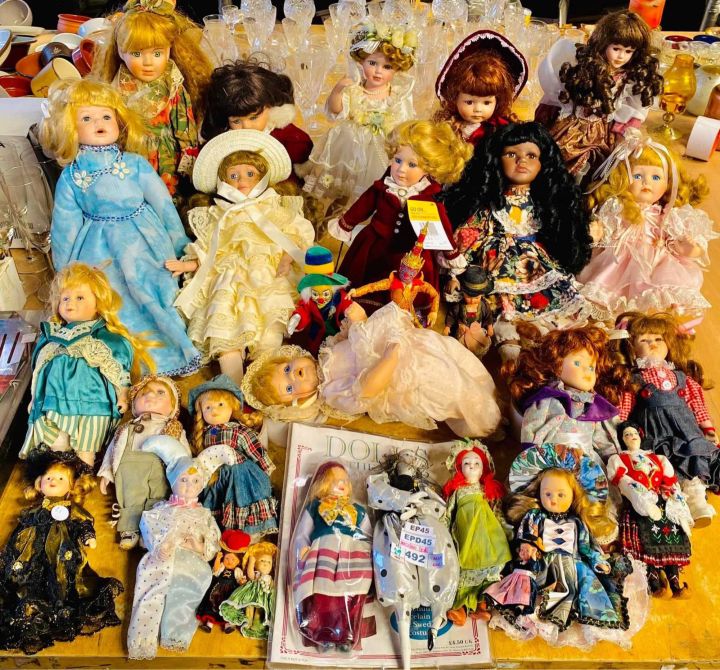 preloved PORCELAIN DOLLS | Lazada PH