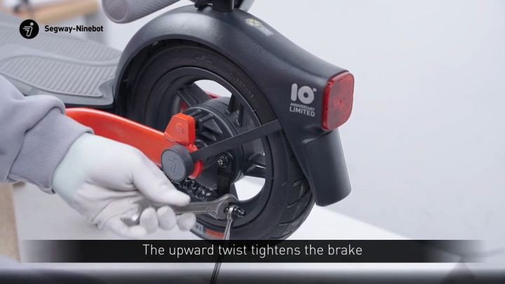 Segway Ninebot D38U Kick Scooter Electric Skuter Listrik Lipat Resmi ...