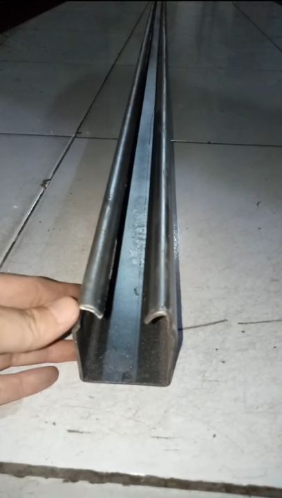 Rel Besi Atas 4m pemasangan pintu garasi,pintu sekat,pintu sliding ...
