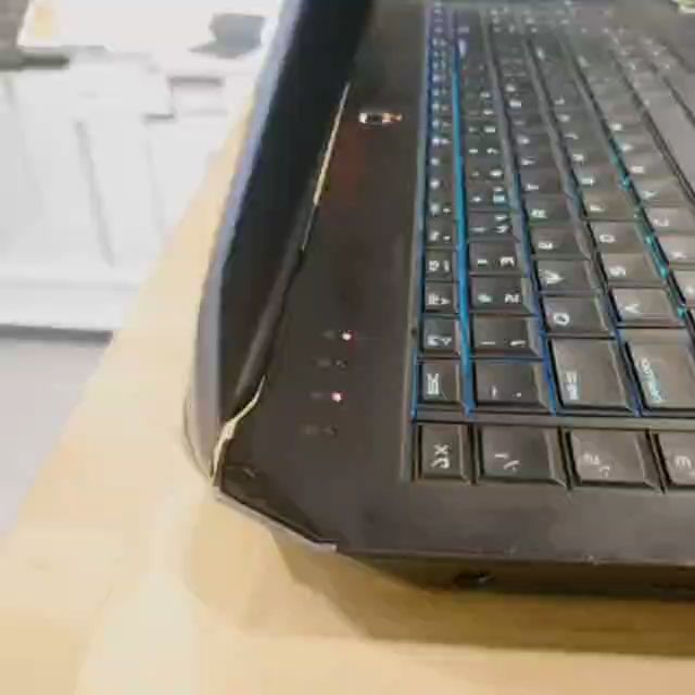 DELL ALIENWARE 17 R2 17.3" i7 + Nvidia GRAPHICS GAMING LAPTOP 100% ...