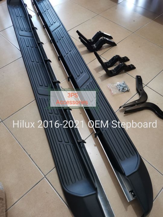 Toyota Hilux 2013-2024 OEM Stepboard | Lazada PH