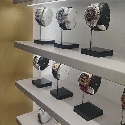 2023 New Rotating Watch Stand Counter Display Holder for Men And Women ...