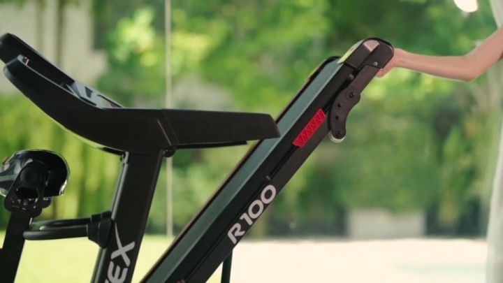 ลู่วิ่งไฟฟ้า 3 แรงม้า ฟรีเครื่องสลายไขมัน ลู่วิ่ง FITEX R100M ระบบหยอดน้ำมันออโต้ สปริงโช๊คคู่ ...