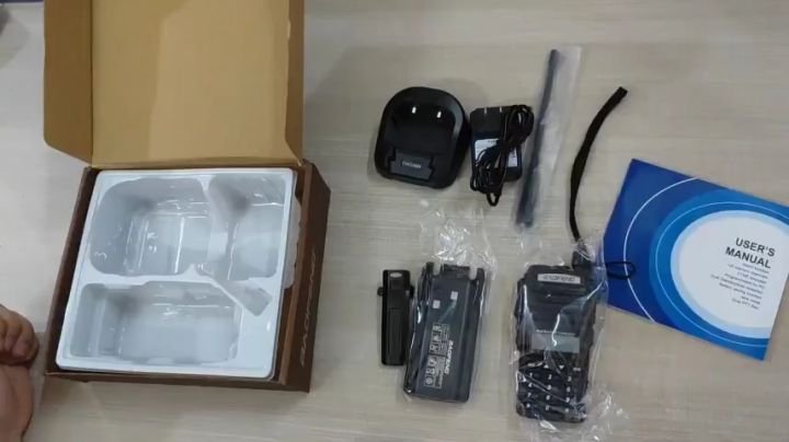 *COD* 10 pcs baofeng UV82 5W DUAL BAND VHF/UHF TWO WAY RADIO boxed walkie talkie | Lazada PH