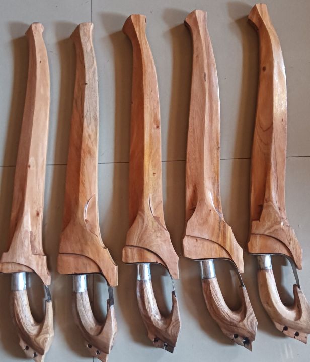 PINUTI (LAWI -LAWI) with wood sheath and handle | Lazada PH