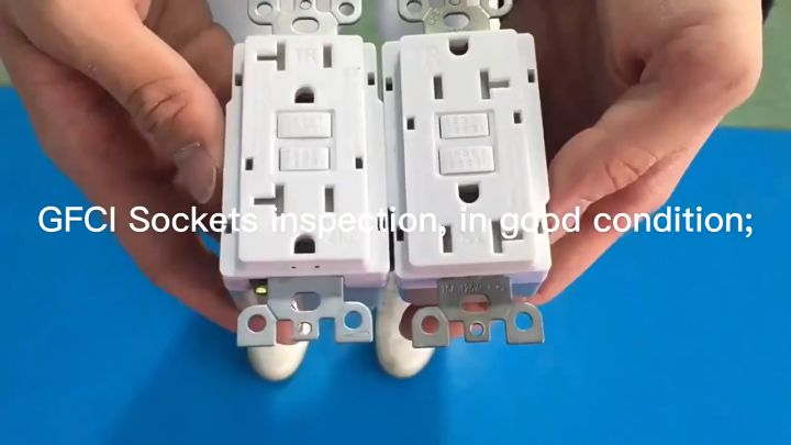 MOMO 2-Gang GFCI Duplex Safety Outlet 20A 110V-250v Universal Outlet ...