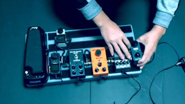 Broadfashion Electric Guitar Effector Board Hidden Power-supply Lightweight Effect Pedalboard ...