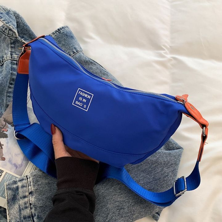 Casual Lightweight Saddle Bag Crossbody Shoulder Bag for Commuting And ...