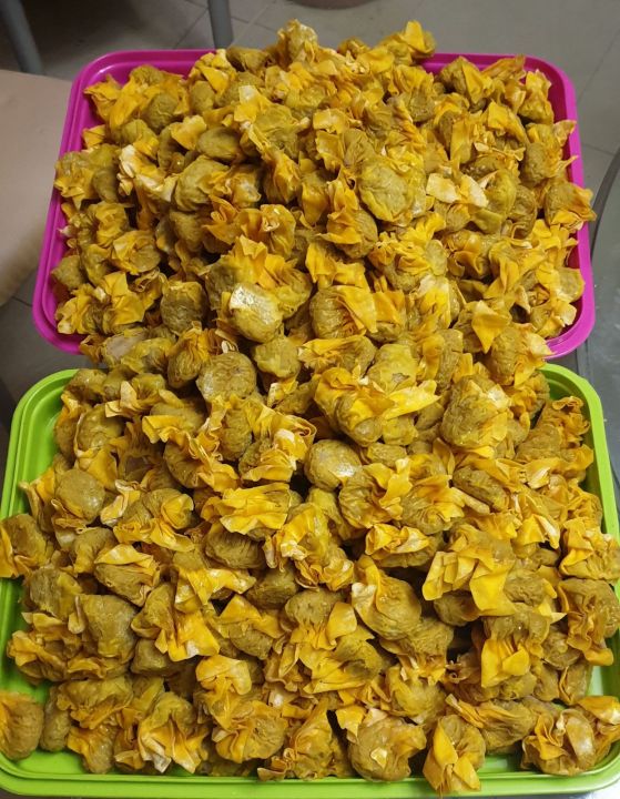 Pork Siomai and Sharksfin Dumplings Japanese Siomai Toppings Fried ...