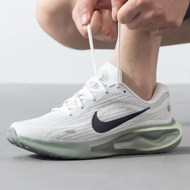 Nike | Giày Chạy Bộ & Đi bộ Đường Dài Thoáng Khí Nhẹ, Chống Trượt cho ...