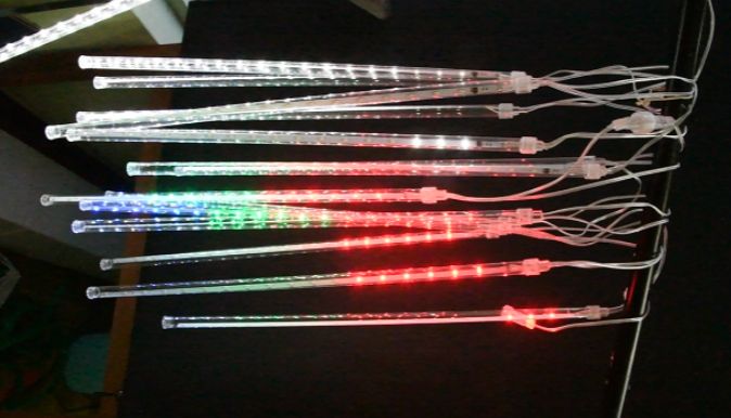 Solar & Plug in】 8 Tubes LED Meteor Shower Rain Lights 220V for Outdoor ...