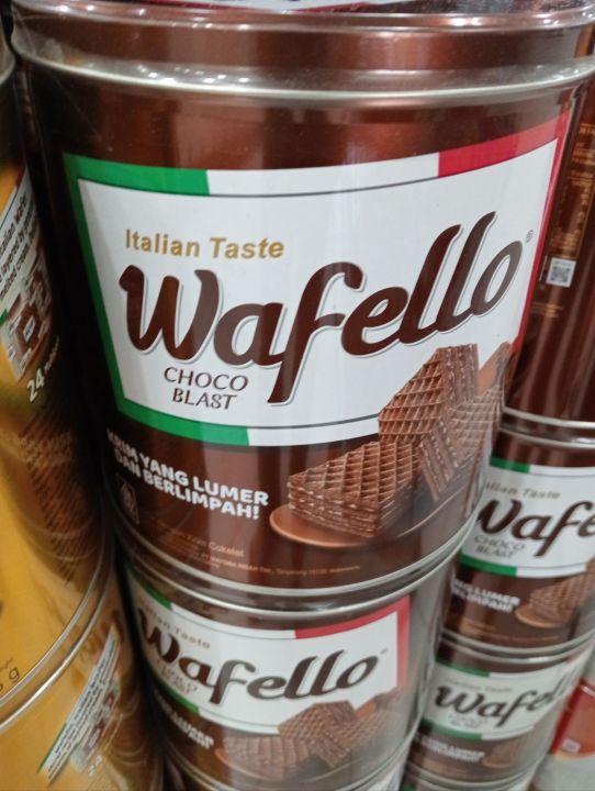 WAFELLO Wafer Choco Blast Mayora Kaleng 234g | Lazada Indonesia