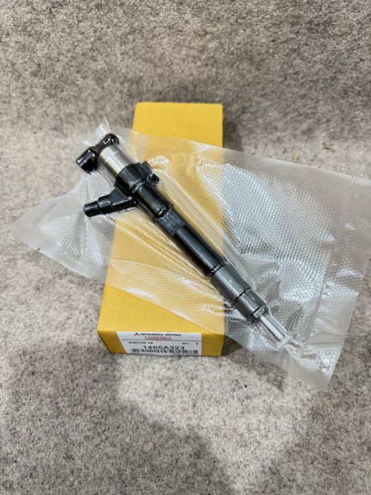nozzel injektor injector mitsubishi L300 euro 4 tahun 2022 up 4N41 ...