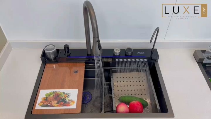 LUXE Stainless Steel Anti Scratch Honeycomb Kitchen Sink Waterfall Sink ...