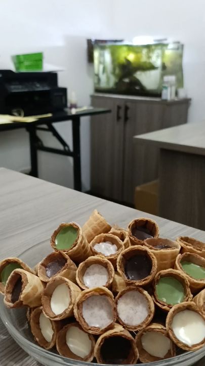 CONE BITE DELIGHTS Cone Tip Bite-size Snack 120g 12- 14pcs per pack ...