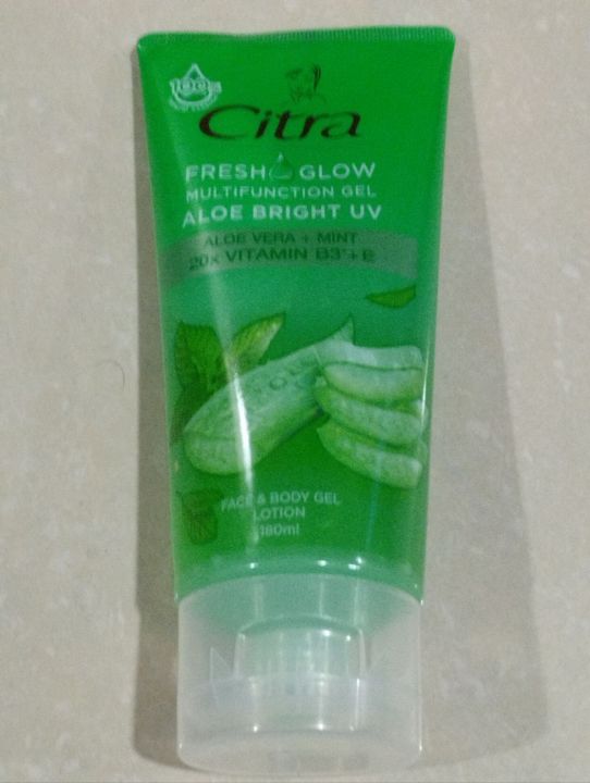 Citra Fresh Glow Multifunction Gel Aloe Bright UV Face & Body Gel ...
