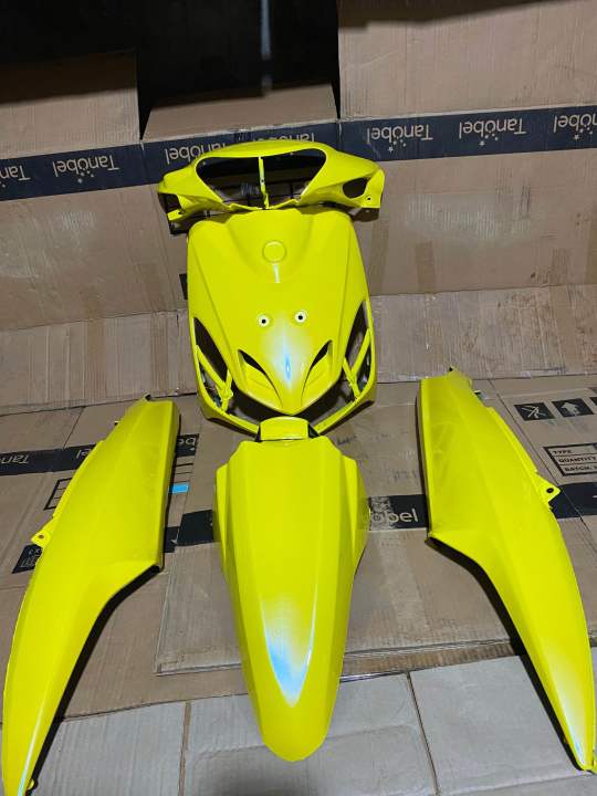 1 cover full Body halus Yamaha Mio warna custom warna kuning lembayung ...