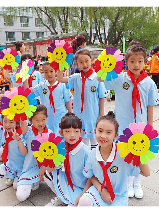 Handheld Sunflower Dance Performance Props Smiling Face School Sports ...