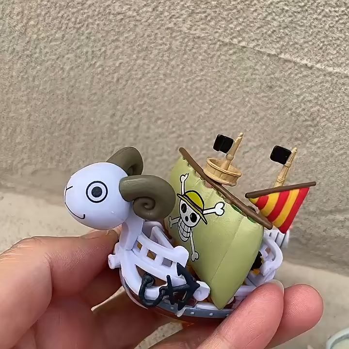 Miniatur Kapal Perahu One Piece Going Merry Thousand Sunny Figure Ship ...