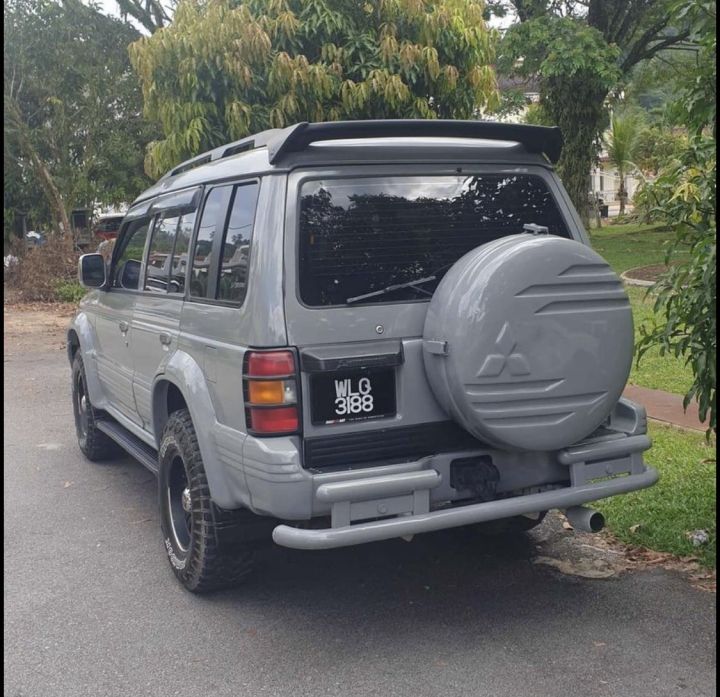 MITSUBISHI PAJERO LO SPOILER FIBER | Lazada