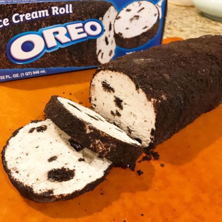 OREO Vanilla Swiss Roll ice cream / Kulfi / Aiskrim / Baskin / sweets ...