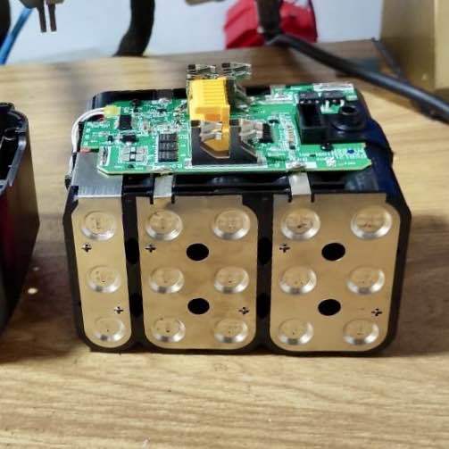 Ruột pin makita nhận sạc zin 10 cell 15 cell | Lazada.vn