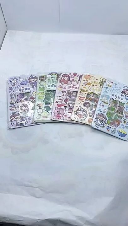 TAIYO Sticker Aesthetic Momo 2D Set Akrilik Stiker Karakter Anti Air ...