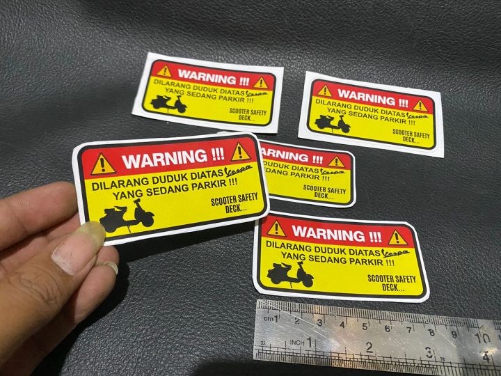 Stiker sticker logo brand warning peringatan dilarang duduk di atas ...