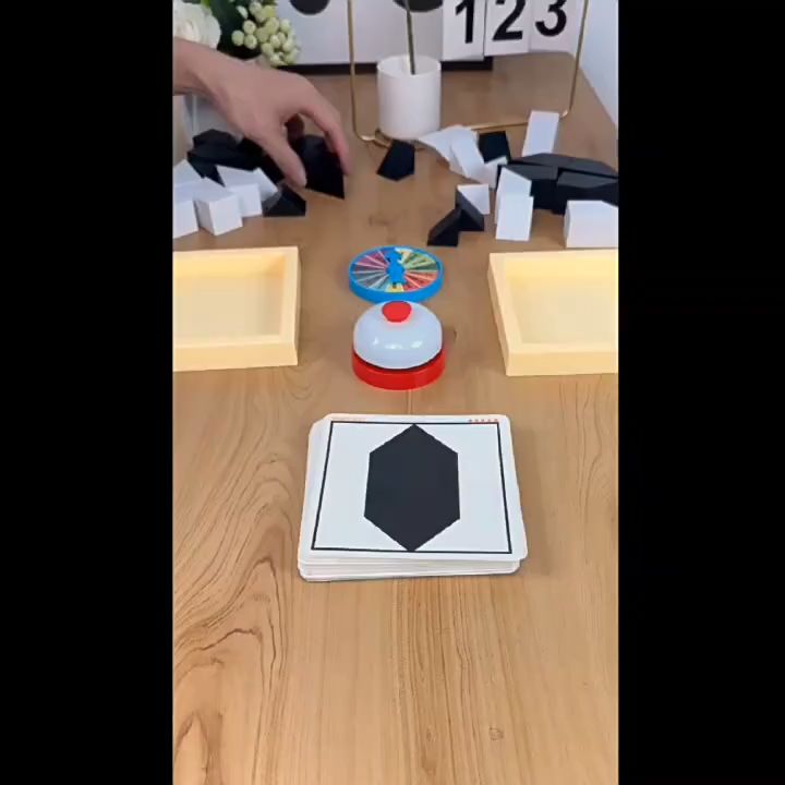 จิ๊กซอว์ไม้ 3D เสริมการเรียนรู้ ของเล่นเกมปริศนา เกมเรียงบล็อก Hiding ...