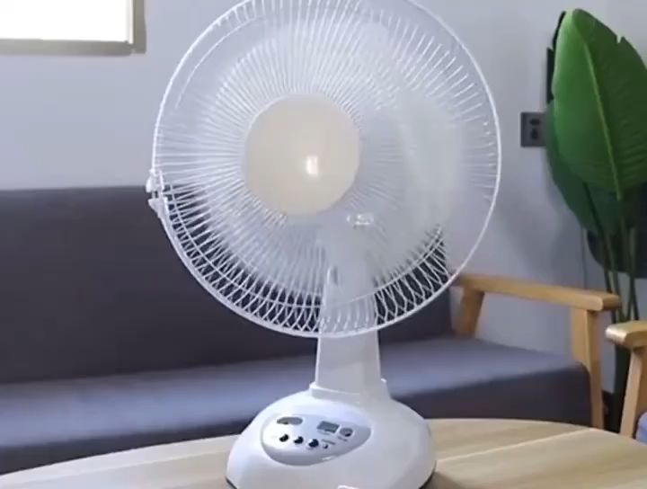 GD Times Solar Chargeable Fan Multi-function Emergency Lighting Fan ...