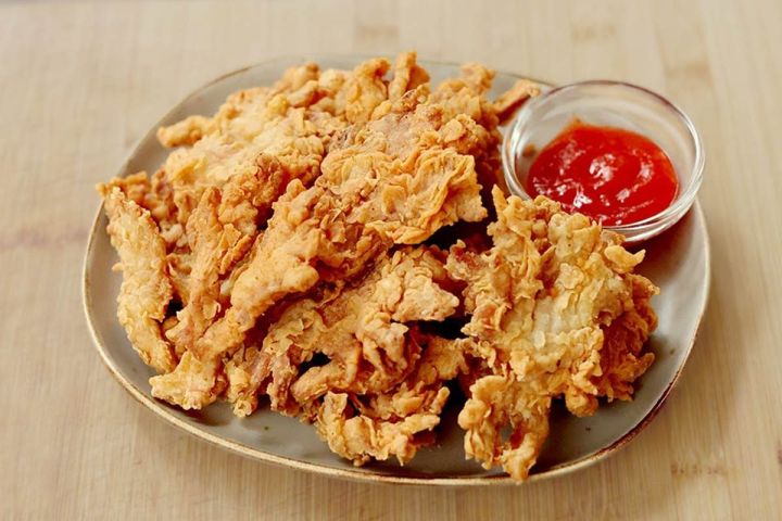 jamur crispy renyah gurih khas Klaten 250 gram /jamur crispy renyah ...