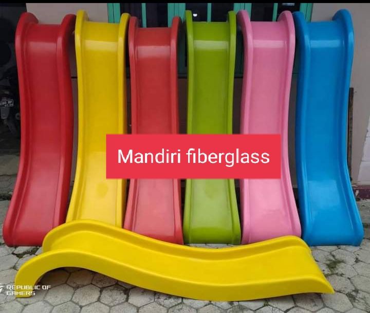 SELUNCURAN FIBER murah, uk 1,5 meter. prosotanfiber mainan anak anak TK ...