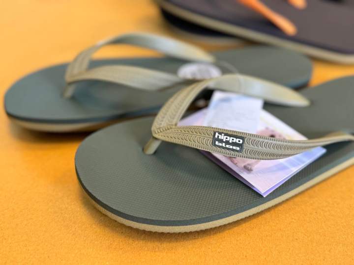 รองเท้าแตะหูหนีบ Hippobloo สีเขียว ยูเคน | Lazada.co.th