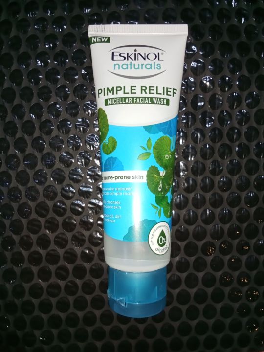 ESKINOL Naturals Micellar Facial Wash Pimple Relief with Cica and Green ...