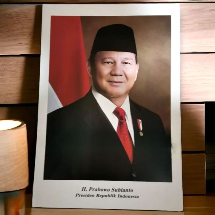POSTER PRESIDEN TERPILIH PRABOWO SUBIANTO DAN WAKIL PRESIDEN GIBRAN ...