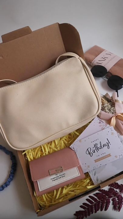 Birthday Gift Box Woman Kado Ulang Tahun Wanita | Lazada Indonesia
