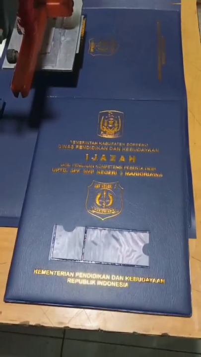Mulia Plastik | Map Ijazah Custom Nama dan Logo Sekolah Sendiri ...