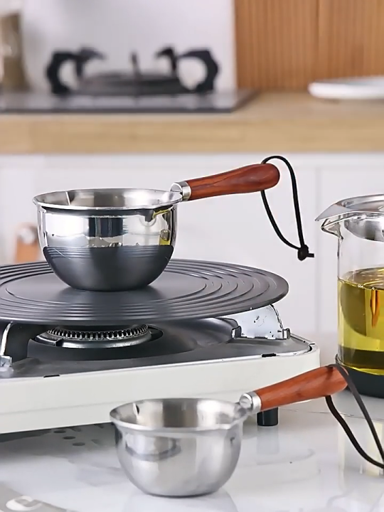 304 Stainless Steel Hot Oil Small Pot Oil Pan Wooden Handle Milk ...
