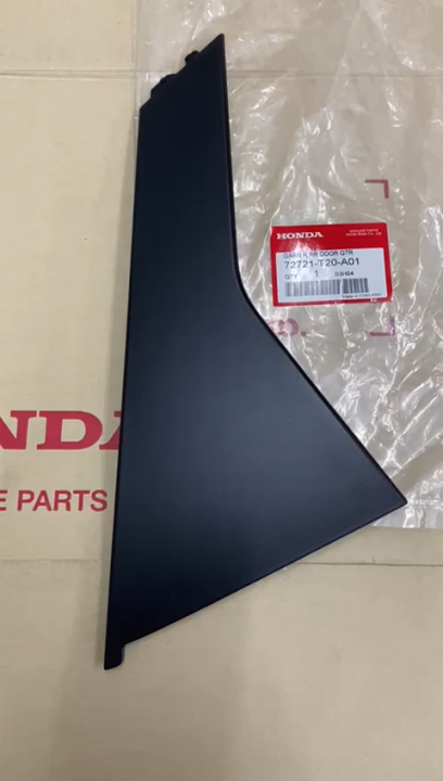 ORIGINAL HONDA CIVIC FE T20 2022-2024 REAR DOOR PILLAR GARNISH QUARTER ...