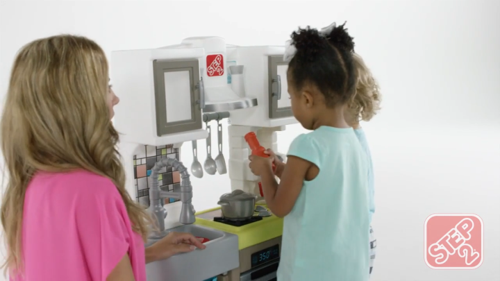 Step2 Contemporary Chef Kitchen ชุดห้องครัวจำลองเด็ก ห้องครัวของเล่น ...