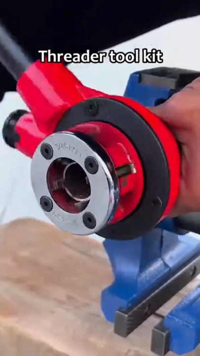 Pipe Threader Ratchet Kit 6 Die Ratcheting Iron Pipe Threading Tool 1/2 ...