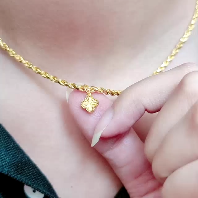 LOKET LEAF CLOVER EMAS 916 TULEN 0.66g/0.67g | Lazada