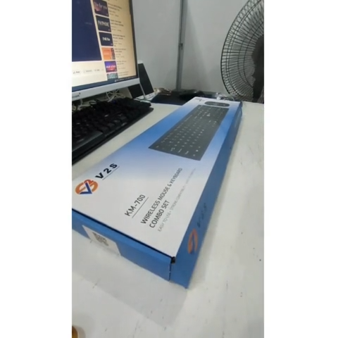 V2S KM-700 2.4G Ultra Slim Design Universal Wireless Keyboard and Mouse ...