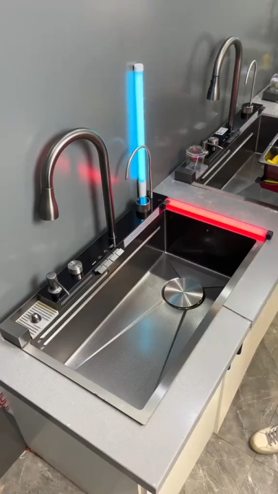Whale Kitchen sink Digital Display Double Waterfall Kitchen Sink ...