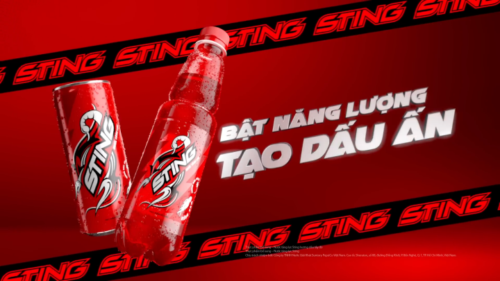 THÙNG 24 CHAI NƯỚC TĂNG LỰC HƯƠNG DÂU TÂY ĐỎ STING 330ML | Lazada.vn
