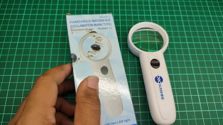 แว่นขยาย RELIFE SUNSHINE MG6B-3 ขยาดได้ถึง 5 เท่า(5X) แว่นขยายแบบมือถือ ...