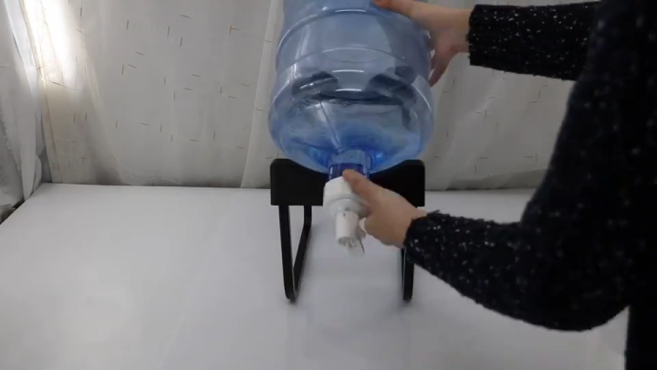WINGS Detachable Bracket Bottled Water Drinking Bucket Dispenser Stand ...