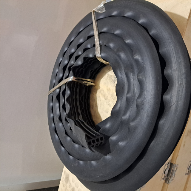 EDPM RUBBER SILICON GASKET SEAL FOR SOLAR PANEL, 42mm*38mm*24mm | Lazada PH