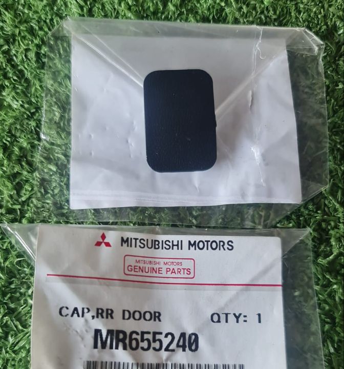 จุกปิดน็อตสวิตซ์ปรับกระจกด้านใน Mitsubishi pajero sport ประตูบานหลัง ...