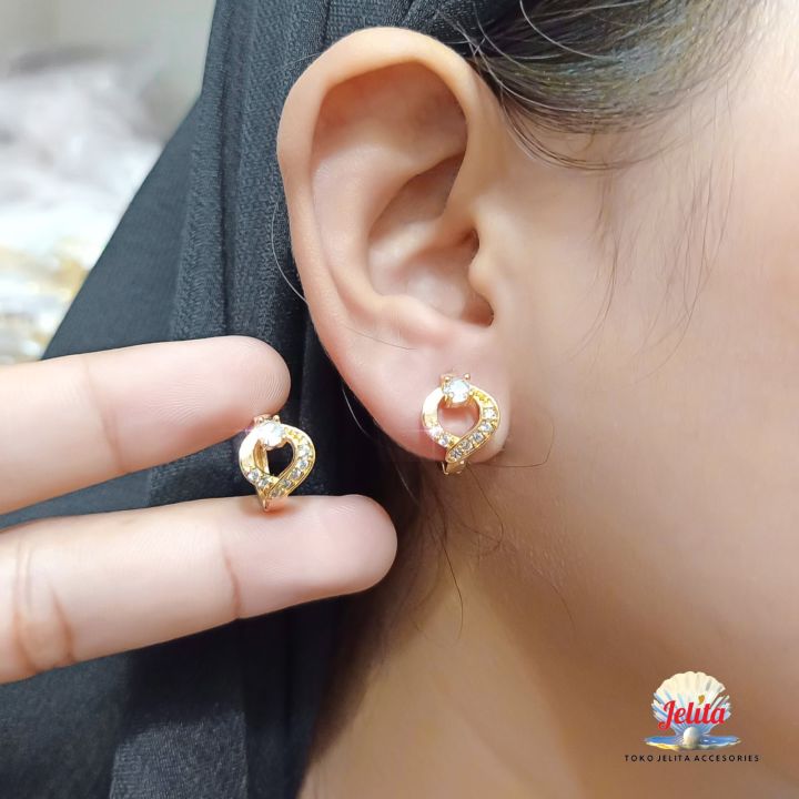 Anting Jepit Bolong Mata Satu Permata Lapis Emas 22K Perhiasan Wanita ...